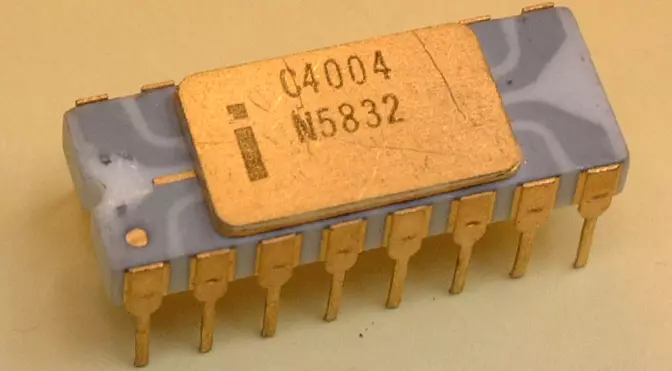 Кой е изобретил микропроцесора? 10954_1
