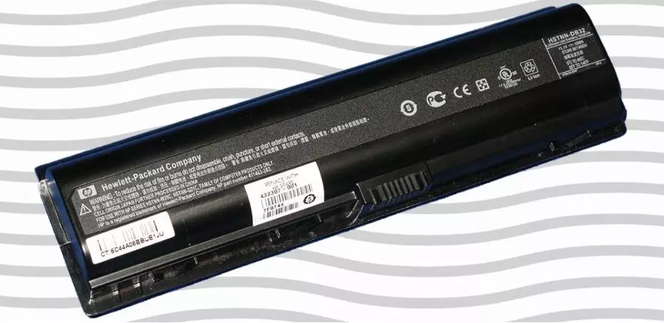 Cómo encontrar el número de modelo de la batería de una computadora portátil HP 3286_1