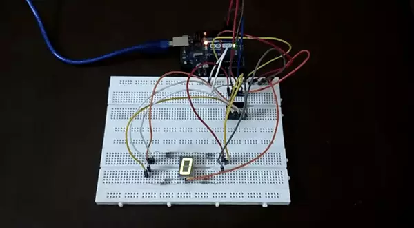 Arduino Shift اور رجسٹر 74HC595 کا استعمال کرتے ہوئے 7 سیگمنٹ چلانا 6162_4