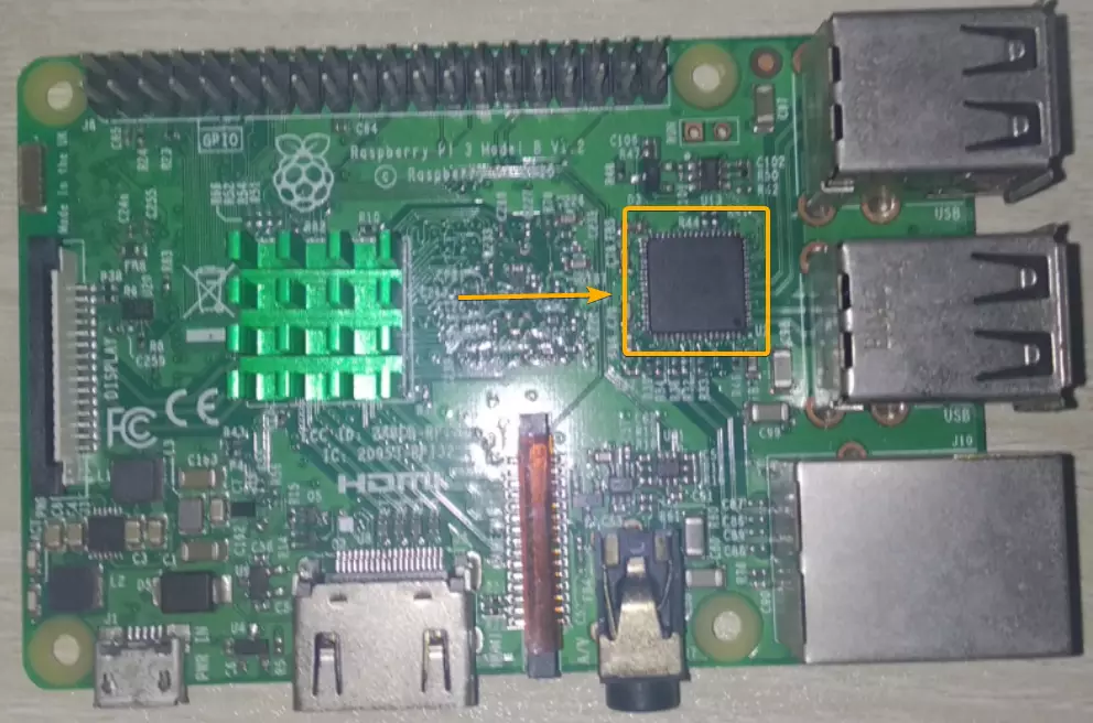 Hoe om heatsinks op die Raspberry Pi te installeer 7683_19