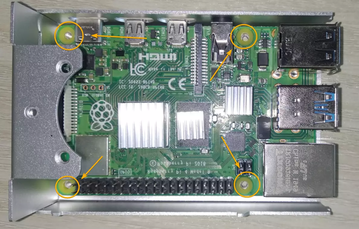 Jak zainstalować radiatory na Raspberry Pi? 7683_33