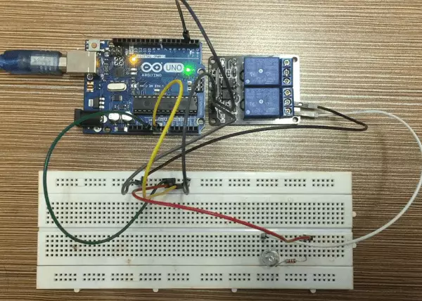 Come interfacciare il modulo relè con Arduino Uno 7997_5