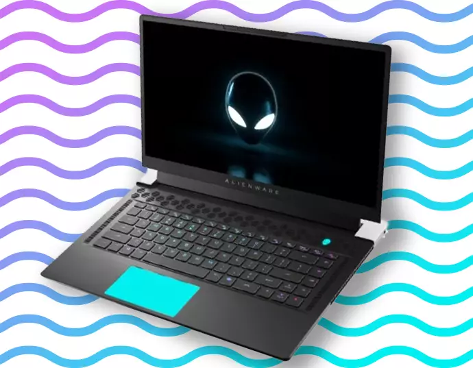 Merită laptopul Alienware de 17 inchi? 9330_1